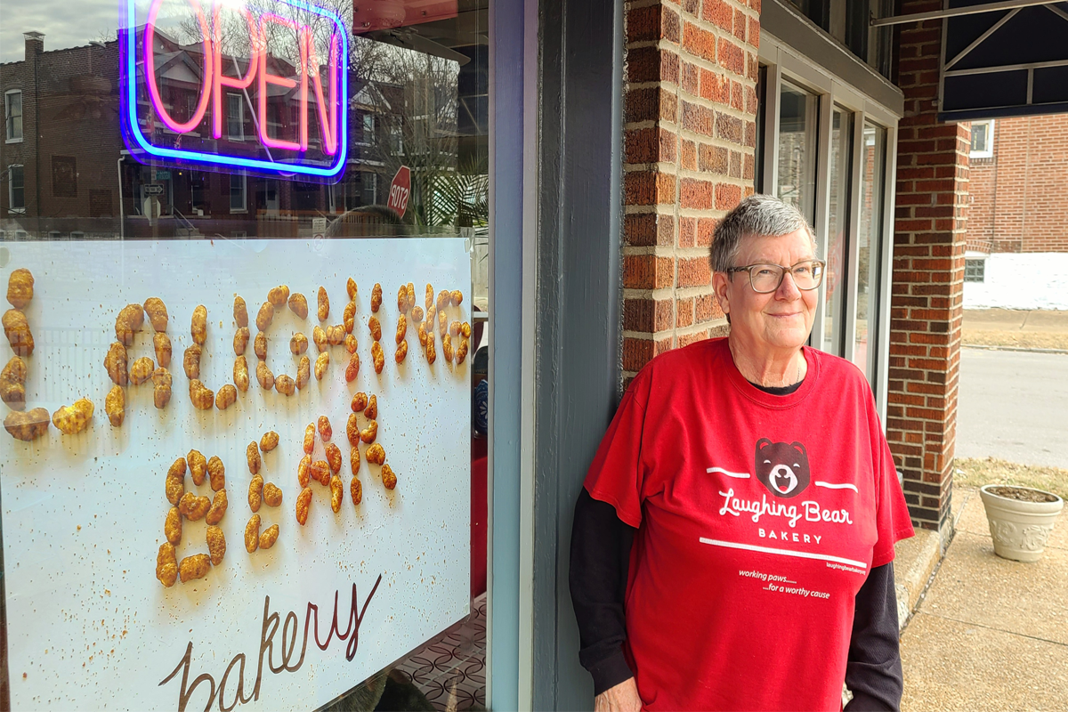 Former prison chaplain opens Laughing Bear Bakery to hire individuals ...